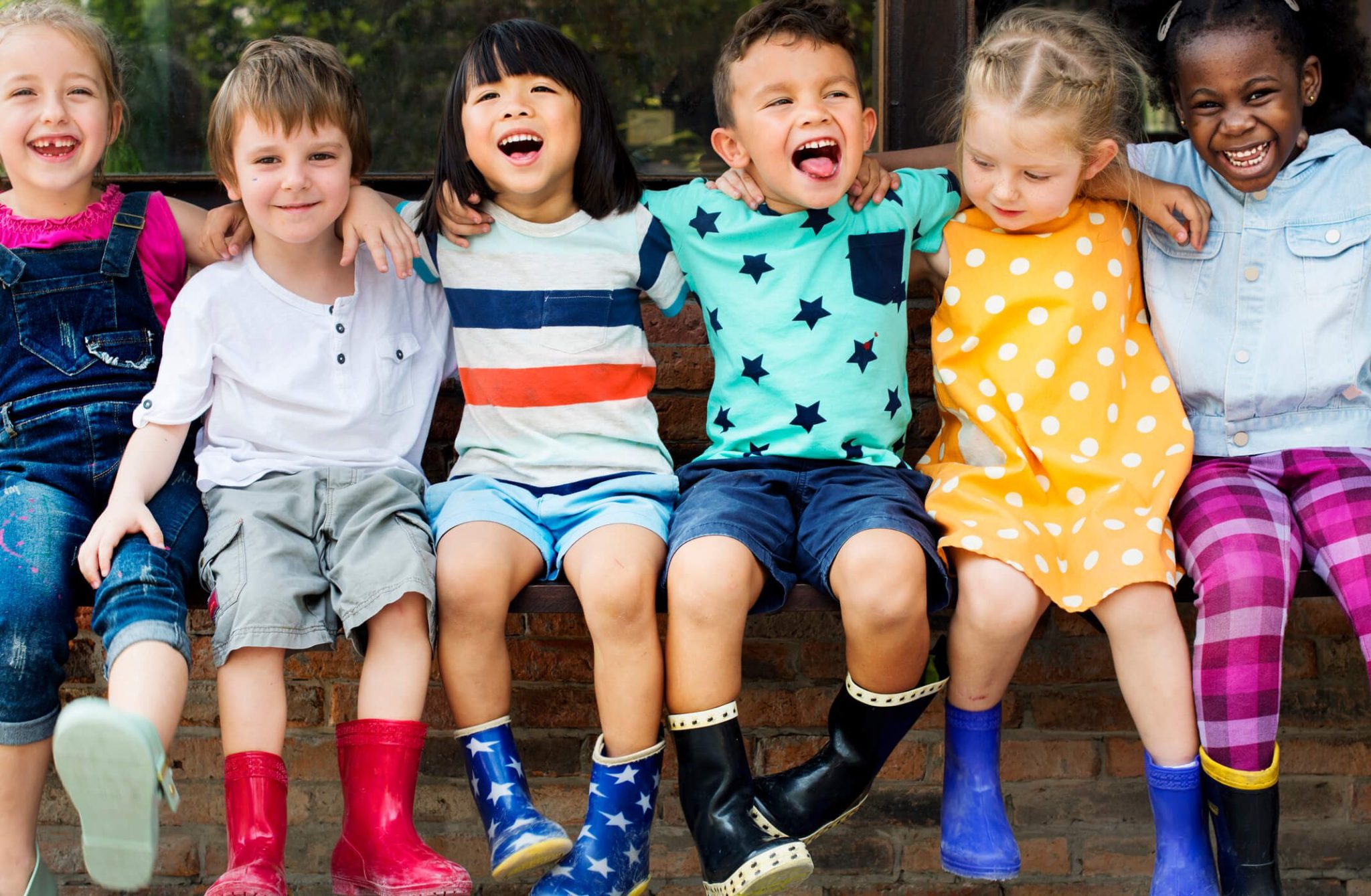 “Such of my children as survive me….”: when is there a “contrary ...